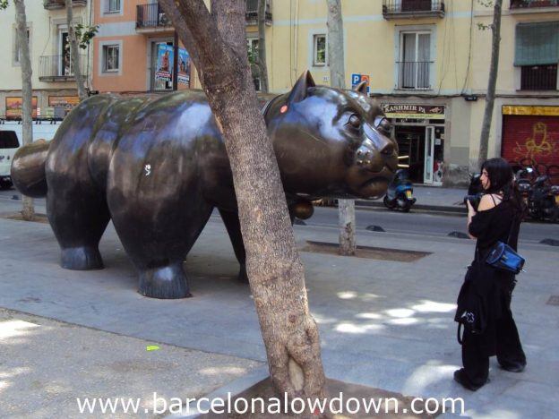 Fernando Botero's Fat Animal Sculptures - Barcelona Lowdown