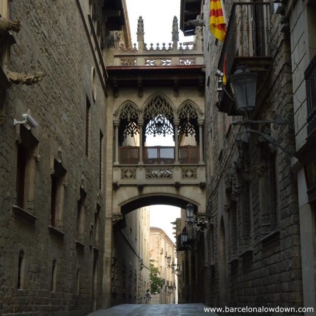 El Pont del Bisbe: Bishop's Bridge - Barcelona Lowdown