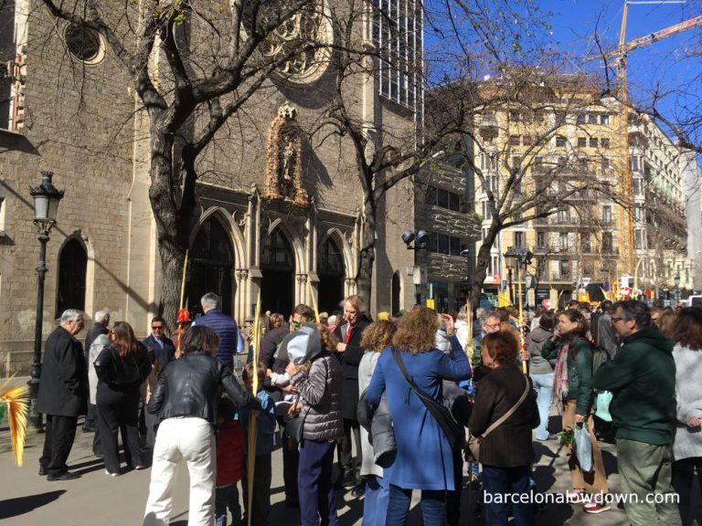 Easter in Barcelona 2026: Processions, Traditions & Best Things To Do