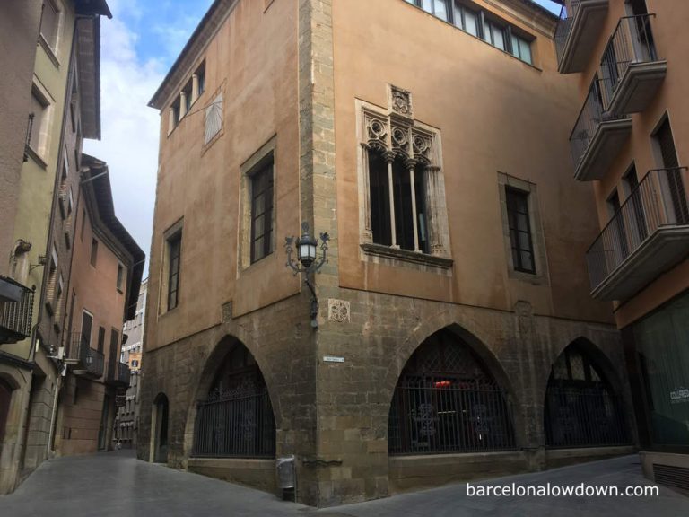 Vic Travel Guide: What to See and Do in Vic - Barcelona Lowdown