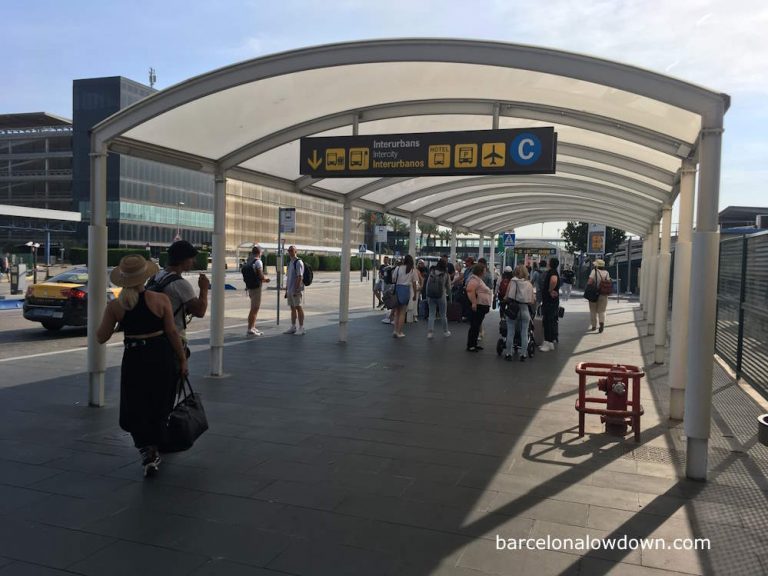 Bus & Coach Services from Barcelona Airport (Both terminals, all ...